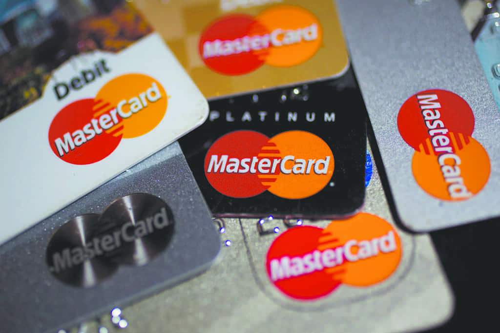 Có nên làm thẻ Mastercard của Vietinbank ngay hôm nay?